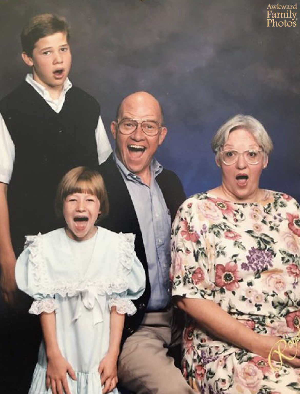 Funny Family Portraits | Awkward & Bad Family Portraits