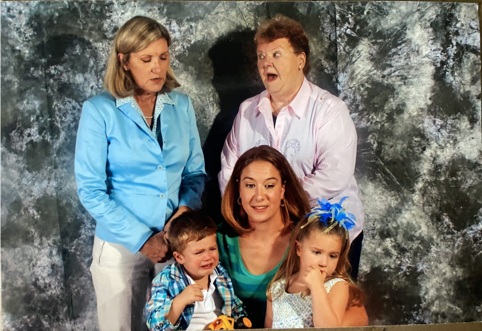 Funny Mom Pictures | Awkward Mother Photos