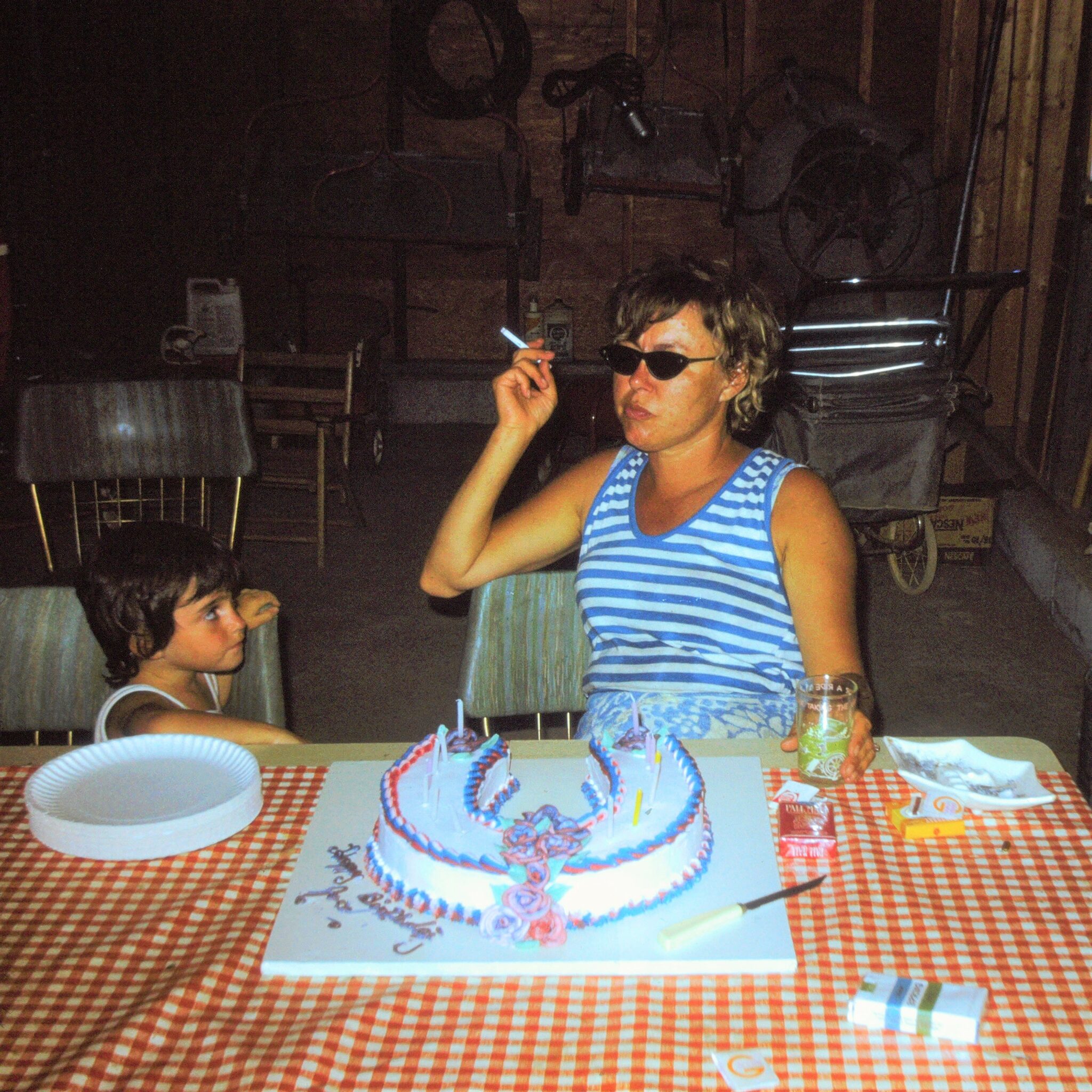 Funny Birthday Pictures | Awkward Birthday Photos
